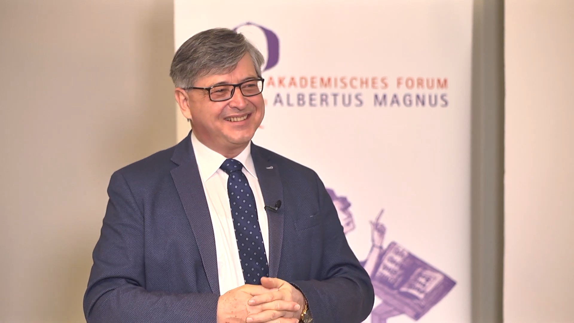 Prof. Dr. Sigmund Bonk über wissenschaftliche Größen in Regensburg