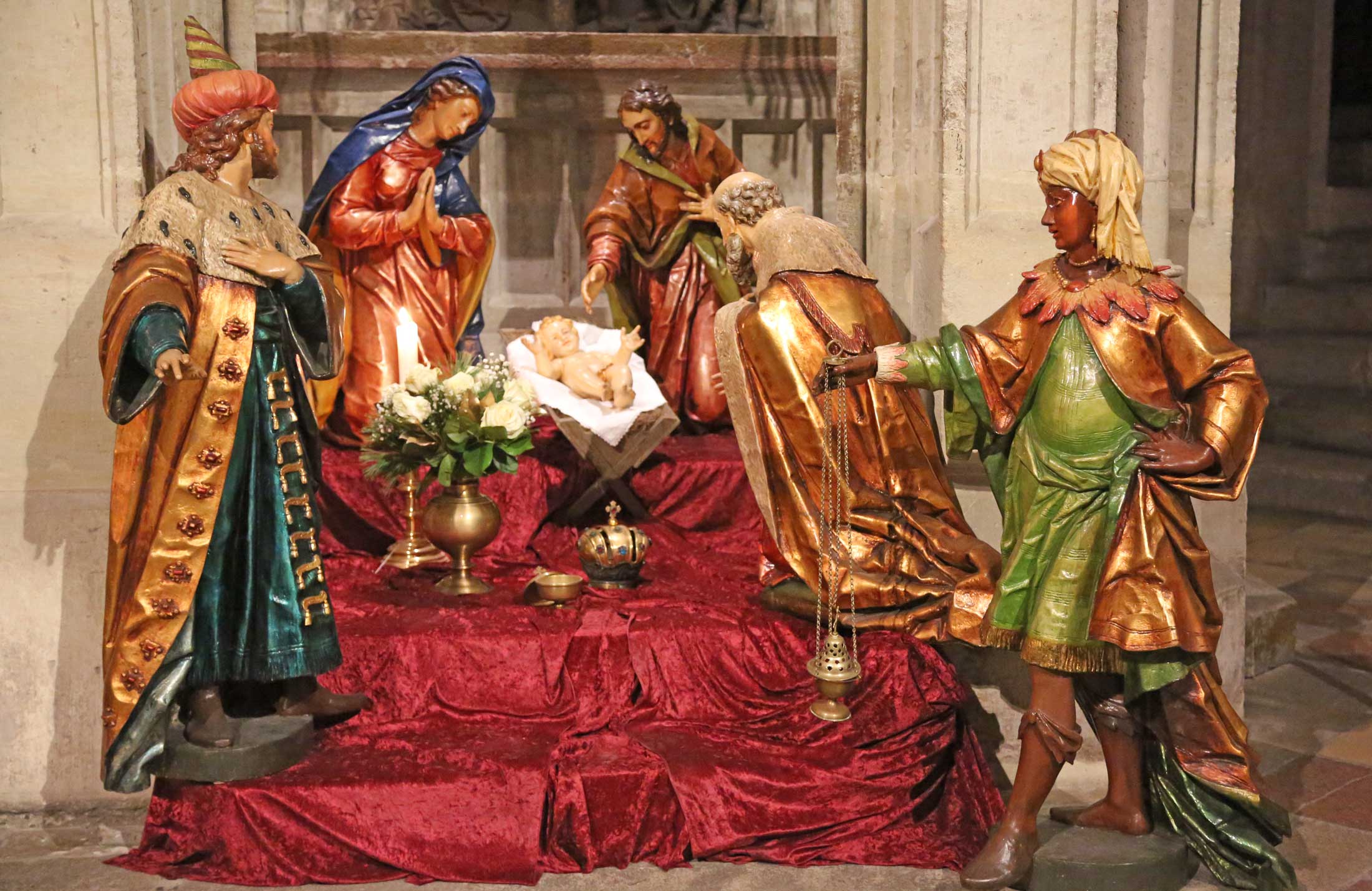 Weihbischof Reinhard Pappenberger feiert Pontifikalamt zum Hochfest der ...